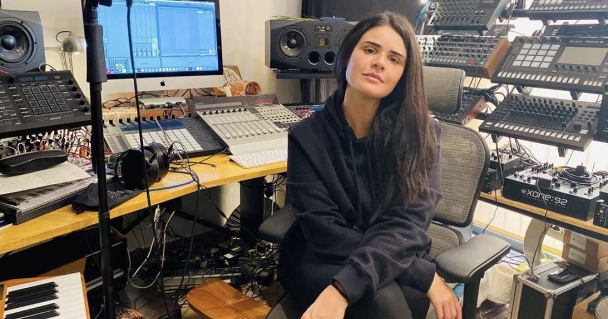 ANNA yeni çalışması 'VOG' ile #BlackLivesMatter hareketine destek ...