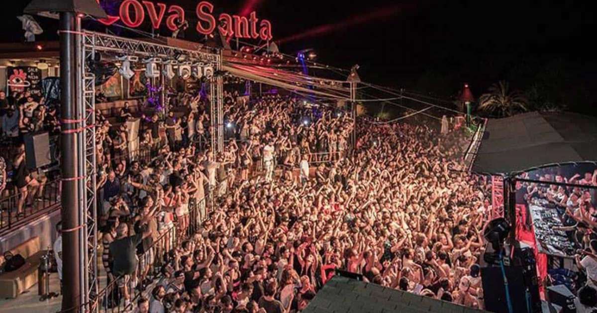 PIV, İbiza harikalarından Cova Santa'da! - ETKİNLİK - Mixmag Turkey