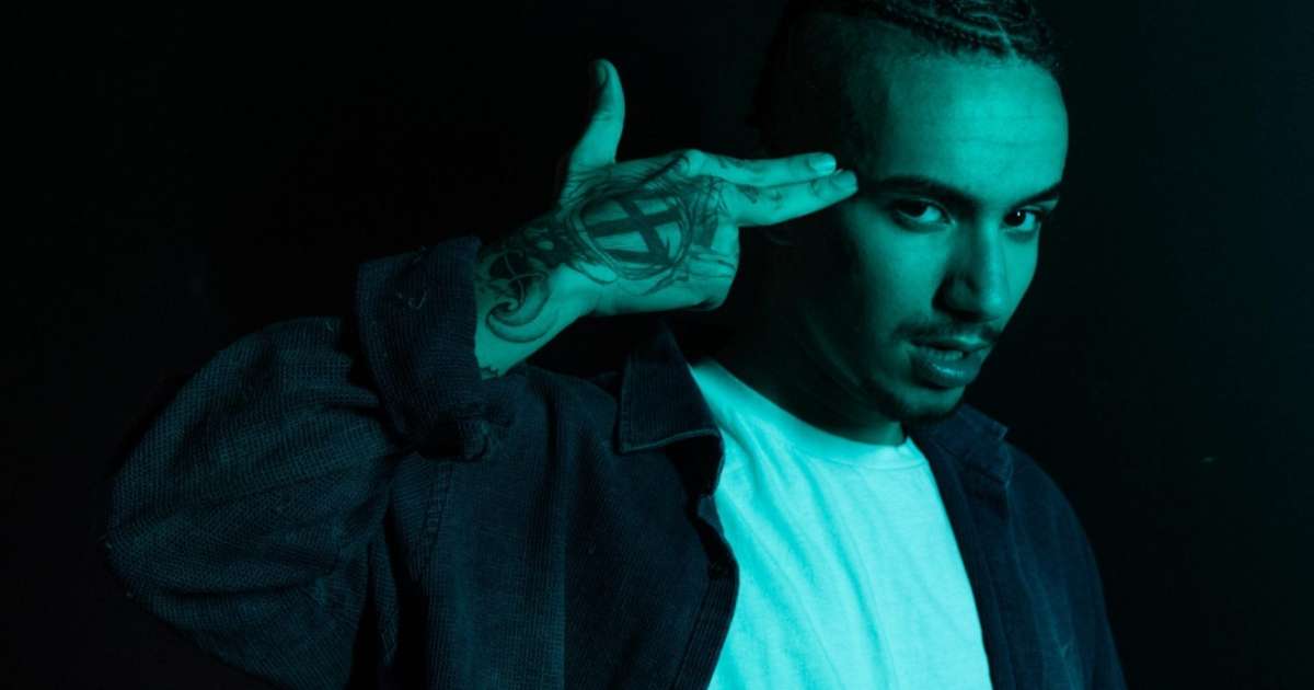 Rapçi Ohash hakkında Twitter paylaşımları nedeniyle sınır dışı kararı ...