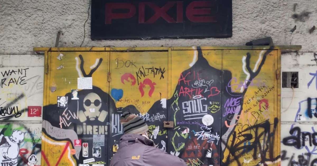 İstanbul’un ilk ve tek bass müzik kulübü Pixie Underground kapandı ...